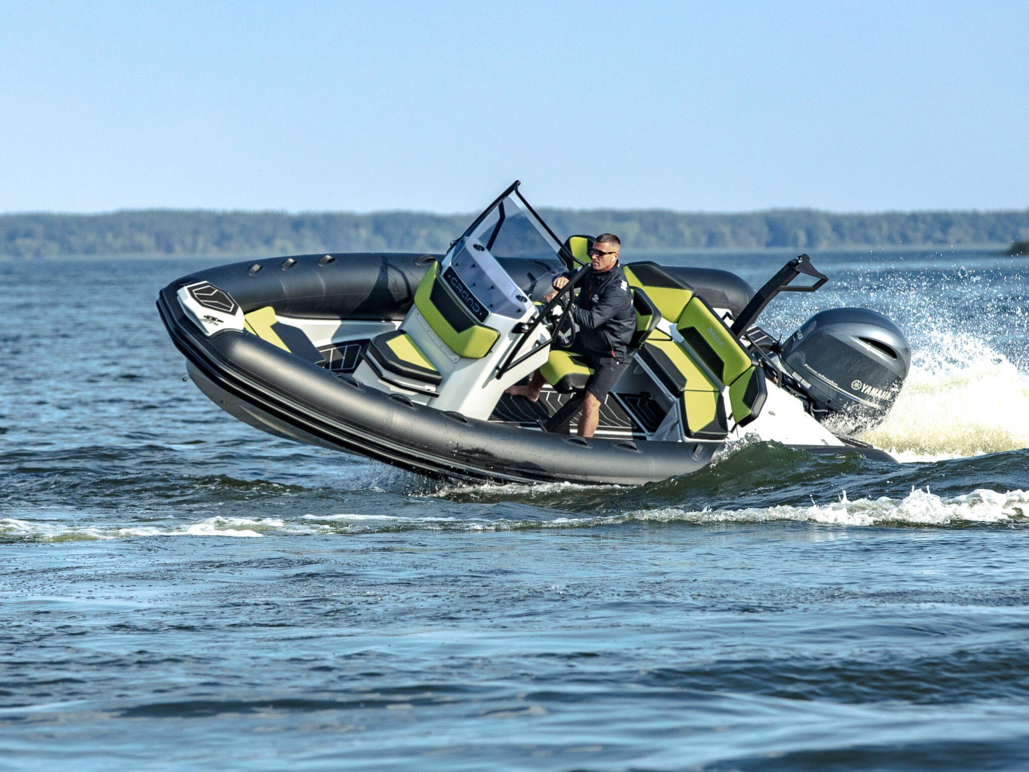 Grand Drive 600 Active - Saildirect