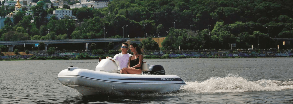 Grand S300L - Saildirect